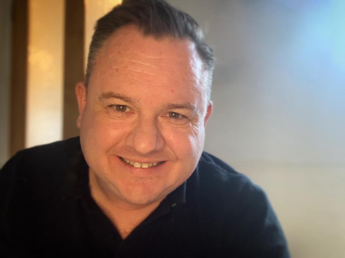 Martin Fox-Roberts – Interpreterdan Limited